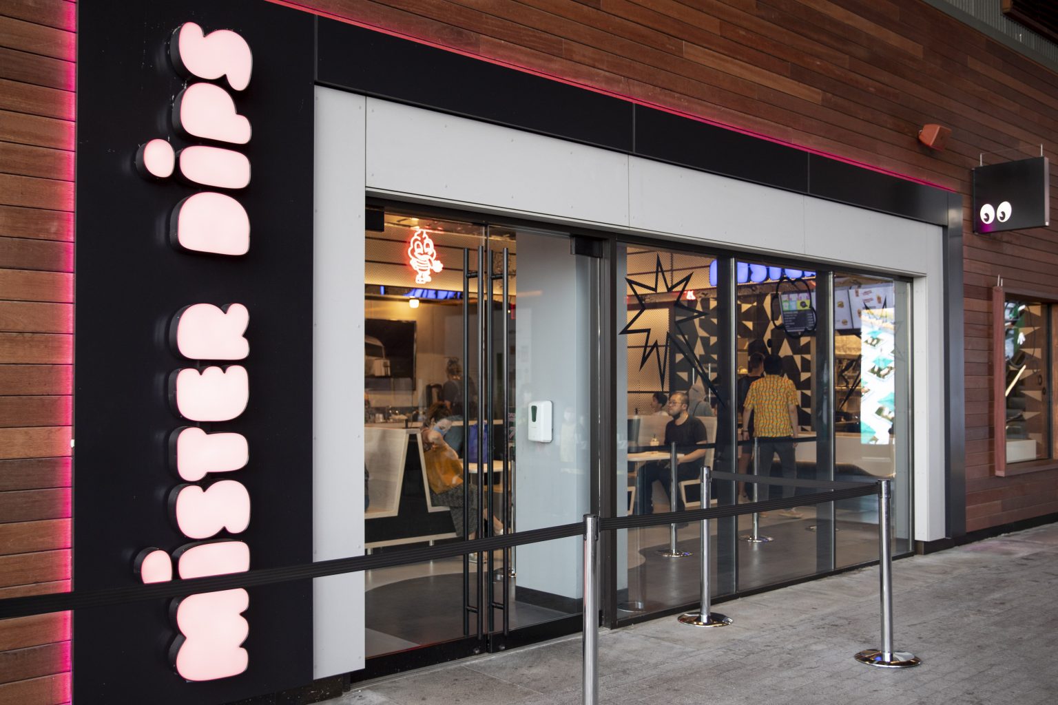 Can't Pass Up a Burger and Fries for Under $11 at Mister Dips Seaport ...