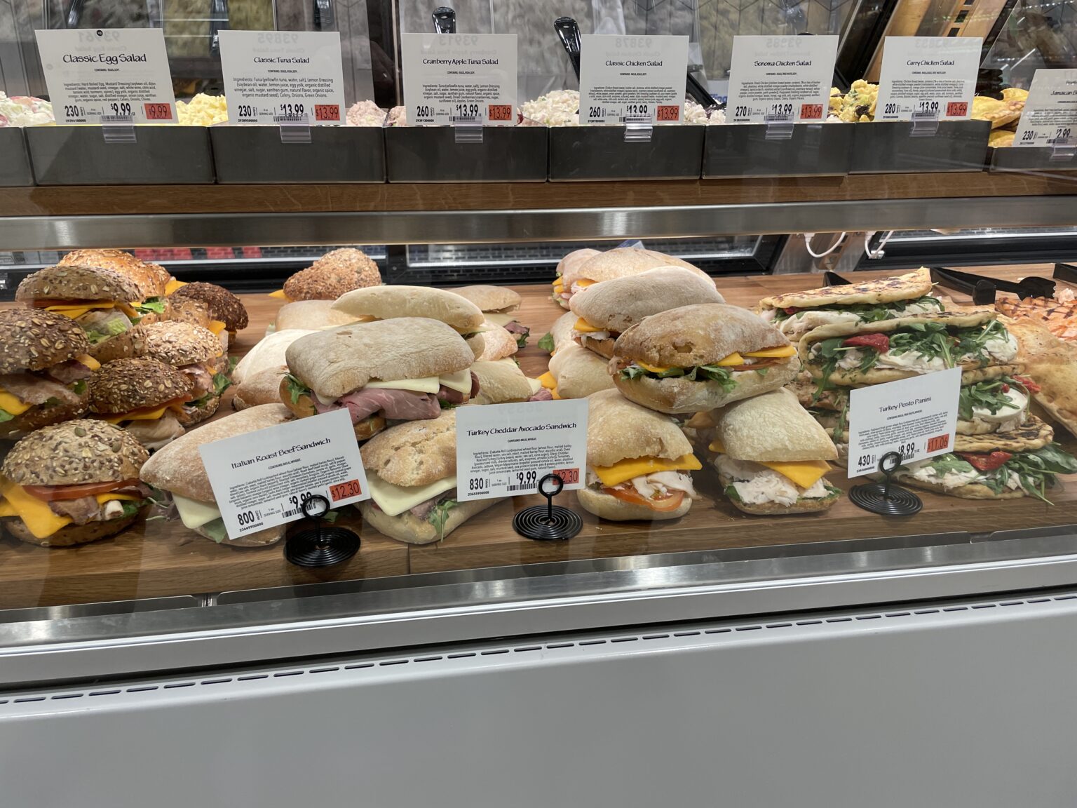 Four Must-Have Lunchtime Options at the Whole Foods in One Wall Street ...